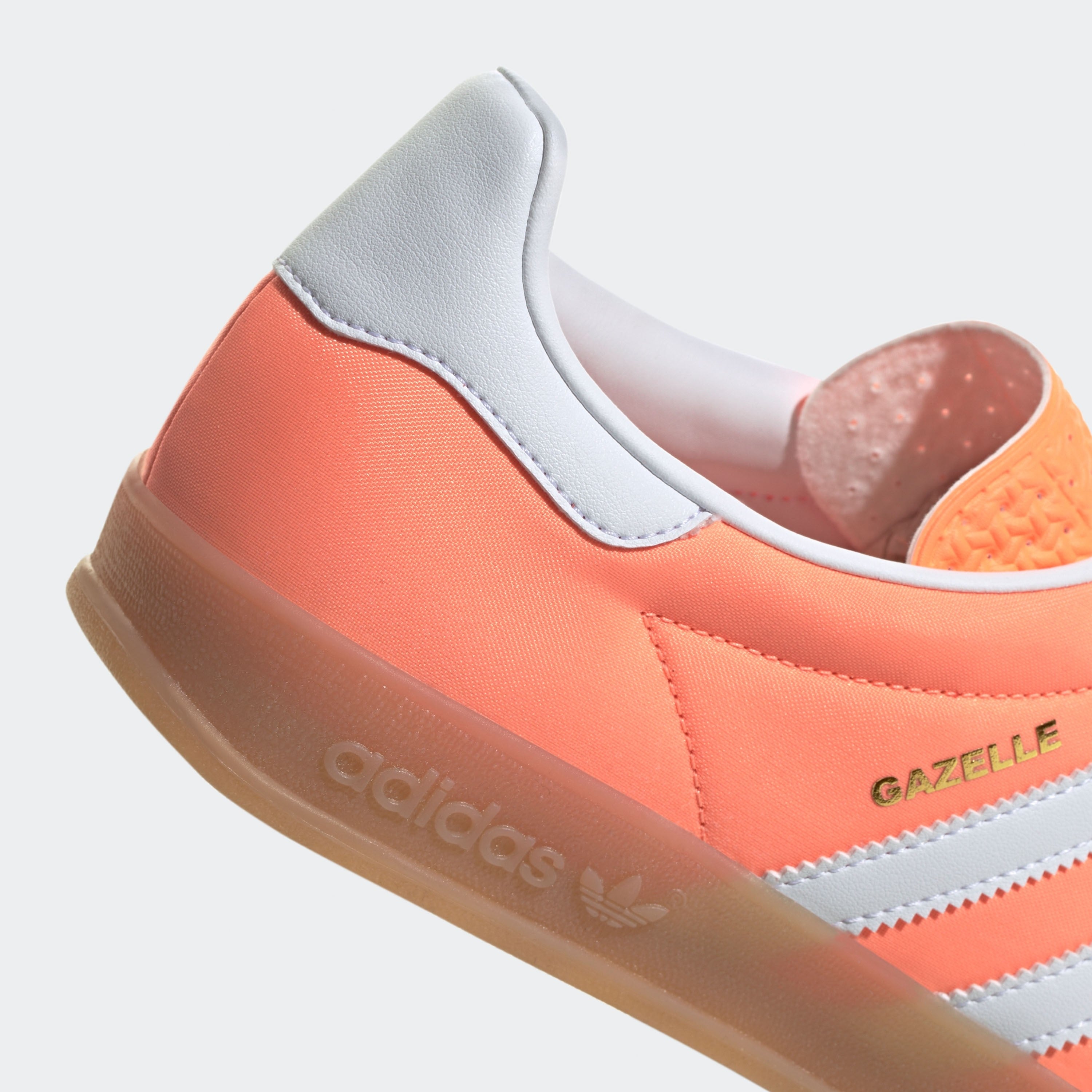 adidas Originals Gazelle Indoor (Beam Orange/Footwear White/Gum 3 ...