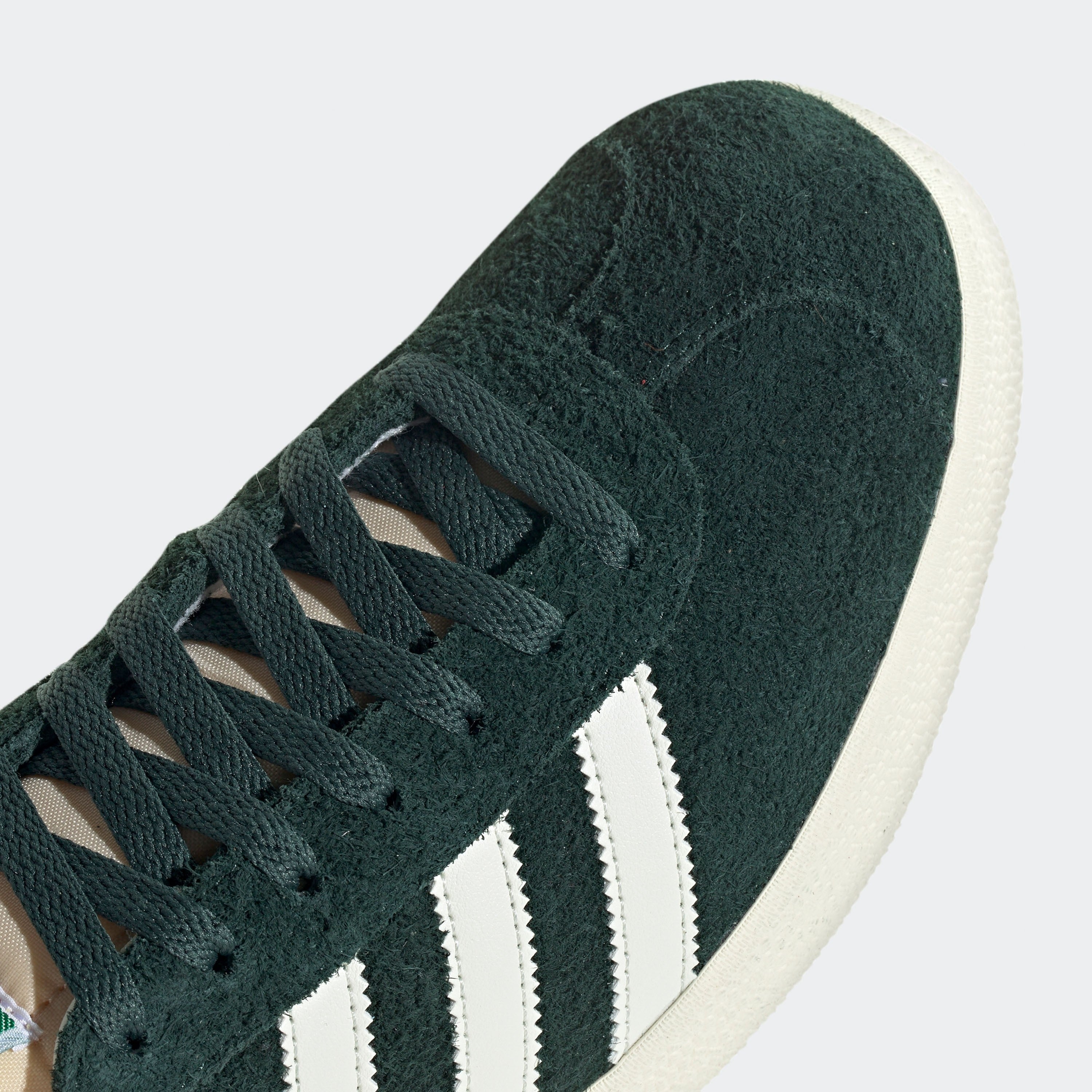 adidas Originals Gazelle (Mineral Green/Off White/Cream White) - IF9655 ...